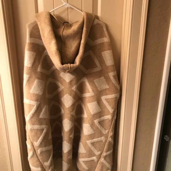 Zara | Jackets & Coats | Zara Poncho | Poshmark